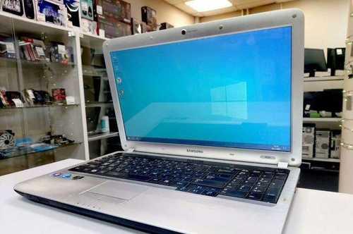 Ноутбук 15.6 Samsung i3 4gb HDD 320gb GT 310M