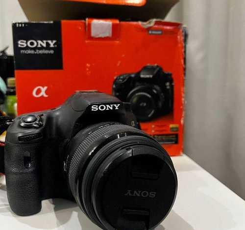 Зеркальный фотоаппарат Sony SLT-A65, черный