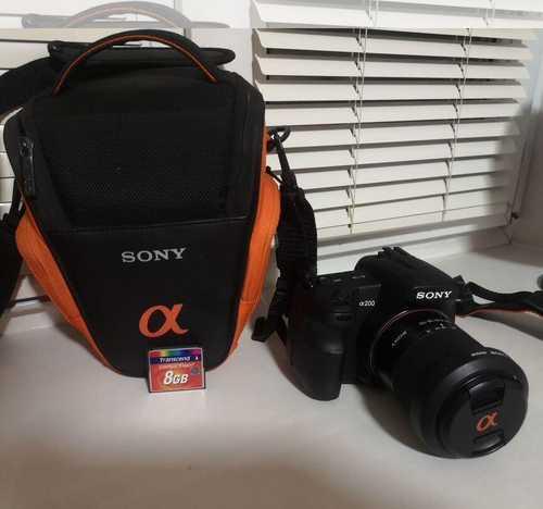 Зеркальный фотоаппарат Sony Alpha dslr A200 KIT