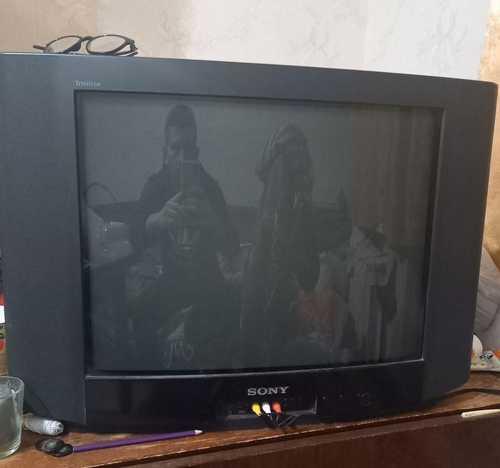 Телевизор Sony trinitron