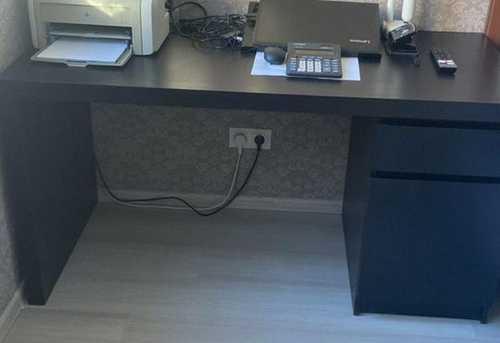 Компьютерный стол IKEA и кресло