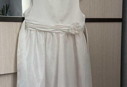 Белое праздничное платье 98