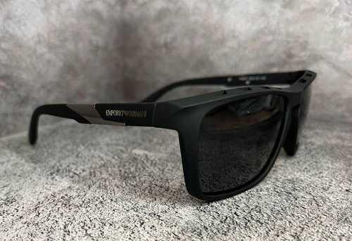 Солнцезащитные очки Armani