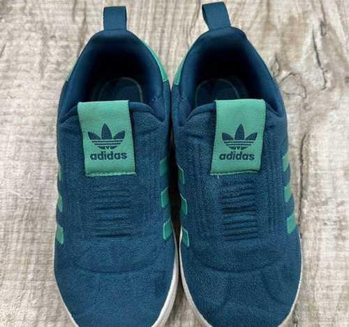 Кроссовки adidas