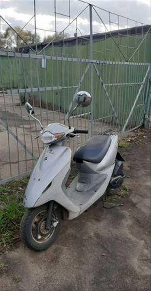 В разборе Honda Dio AF57 Хонда дио аф57