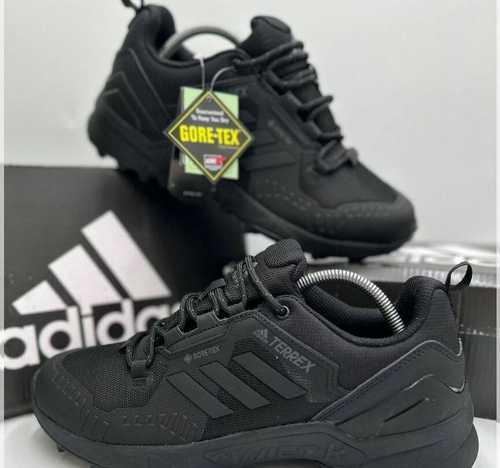 Кроссовки adidas gore tex