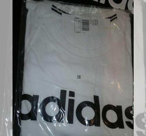 Футболка Adidas Neo Label