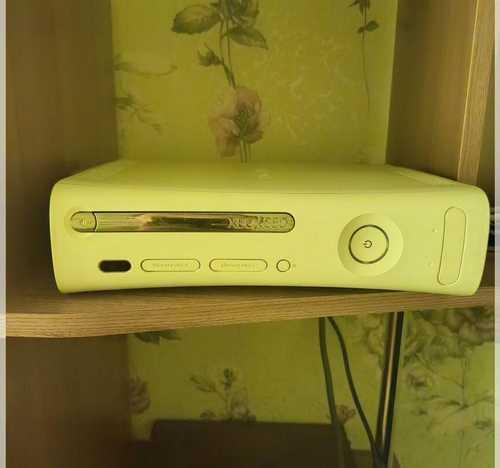 Продать xbox 360 Freeboot