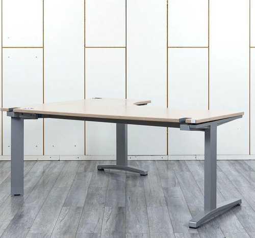 Компьютерный стол SteelCase