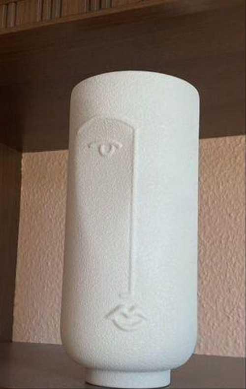 Культовая ваза-лицо hm home