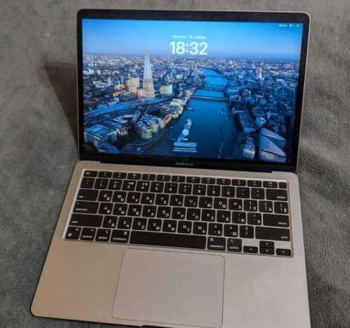 Apple macbook air 13 2020 m1 8gb 256