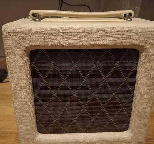 Гитарный комбоусилитель VOX AC4TV mini