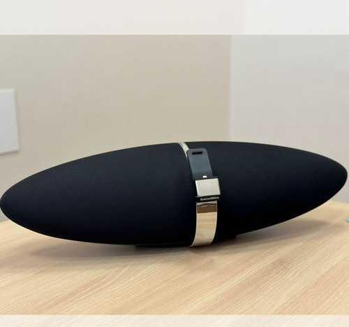 Продам колонку bowers wilkins (2013 год)