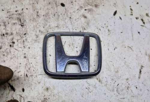 Эмблема багажника Honda stepwgn