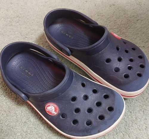 Сандалии crocs