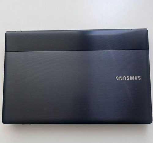 Ноутбук samsung np300e5a