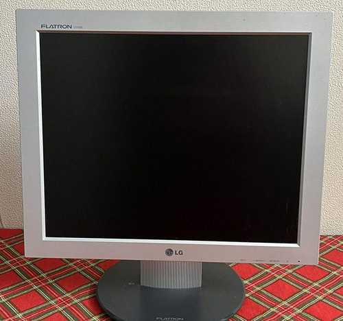 Монитор LG Flatron L1730S