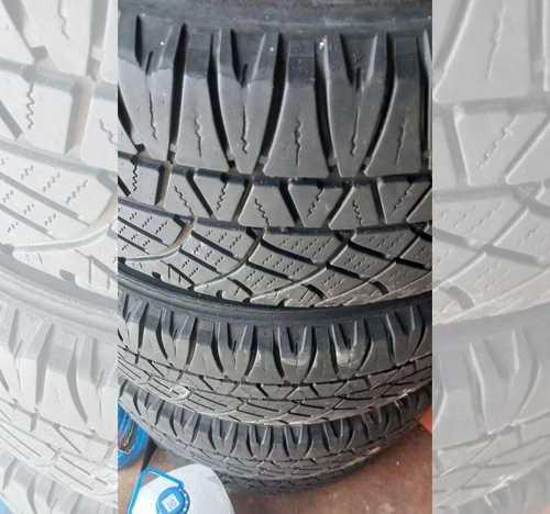 Michelin Latitude Cross 235/55 R17