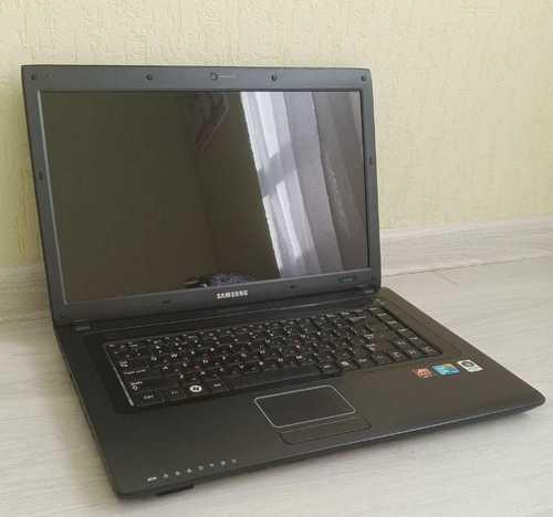 Ноутбук samsung NP-R522