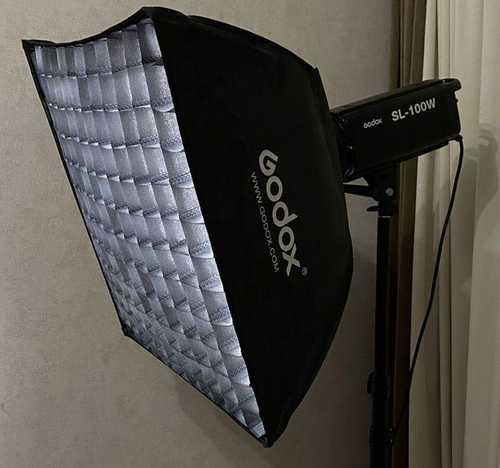 Стойка видео свет Godox SL 100w софтбокс соты