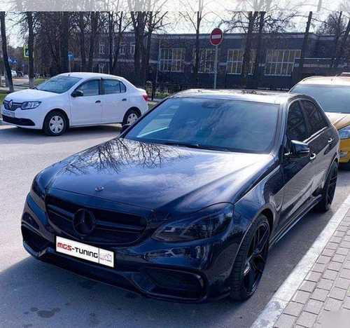 Передний бампер + крылья 63 AMG E-class W212 рест