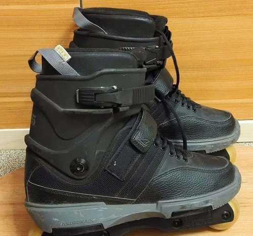 Роликовые коньки Rollerblade NJ5 44