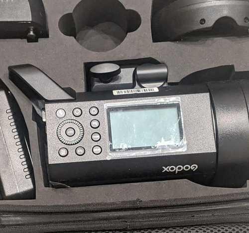 Вспышка Godox Witstro AD 400 Pro