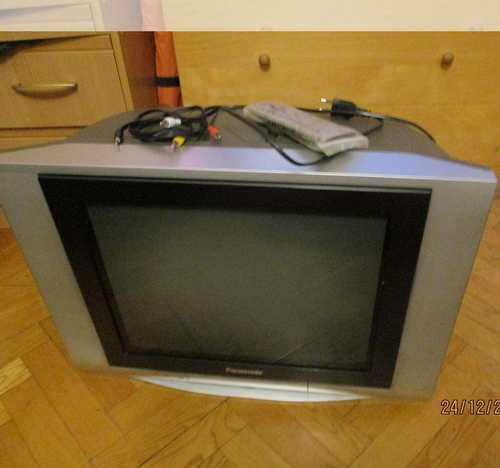 Телевизор Panasonic- TX-21FJ20T