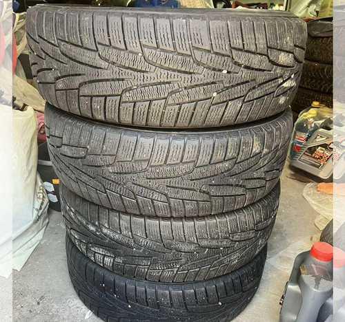 Kumho I'Zen KW31 205/65 R16