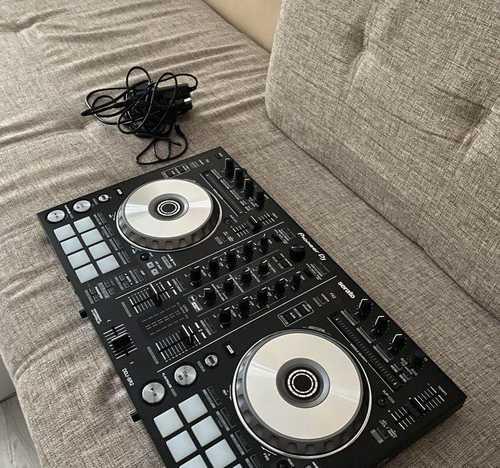 Dj контролер Pioneer DDJ-SR2 2020