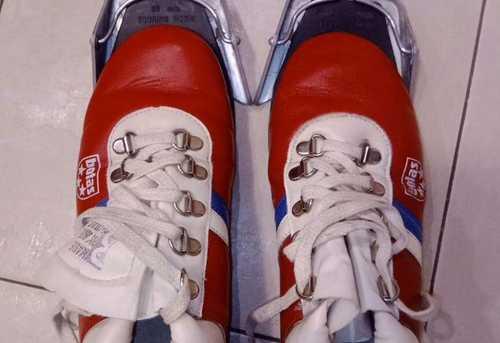 Лыжные ботинки СССР,фирма botas настоящая кожа