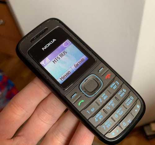 Nokia 1208