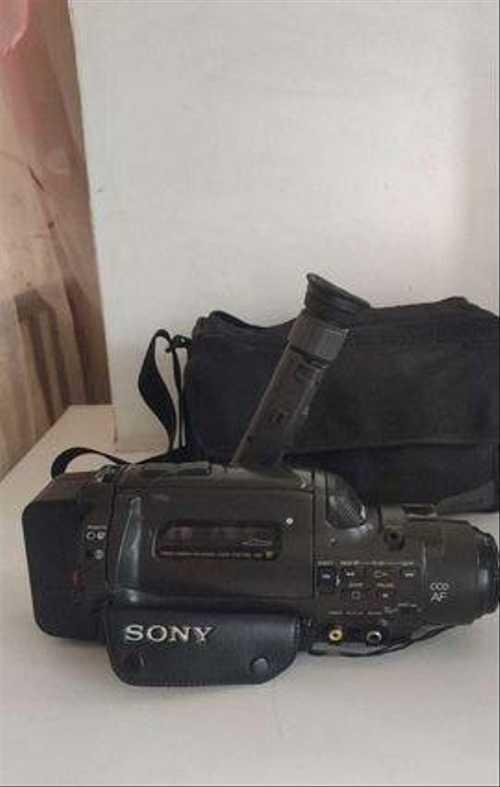 Видеокамера Sony CCD FX 270E