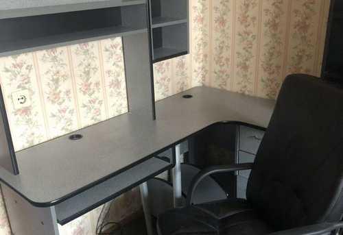 Компьютерный стол бу и кресло
