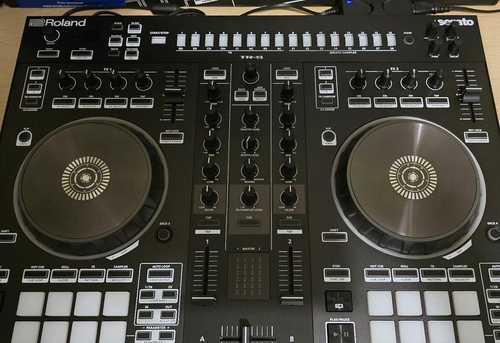 Dj контроллер Roland DJ 505