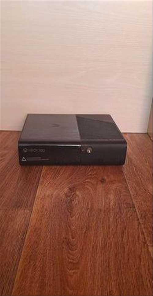 Xbox 360E freeboot 250G, полный комплект