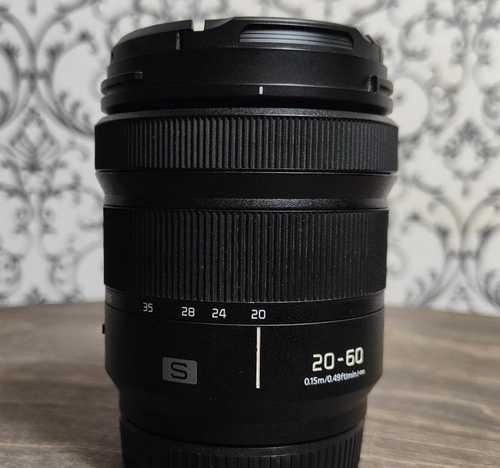 Panasonic Lumix S 20-60mm f/3.5-5.6