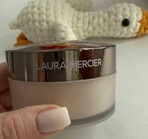 Laura mercier пудра