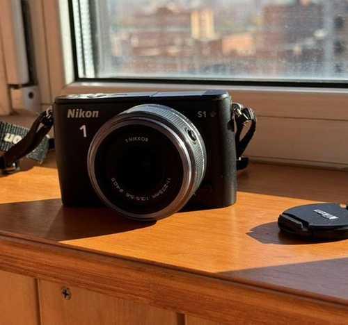 Компактный фотоаппарат nikon 1s1