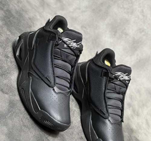 Кроссовки Jordan Max aura 4