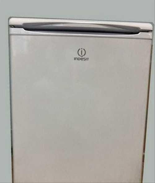 Холодильник Indesit TT85