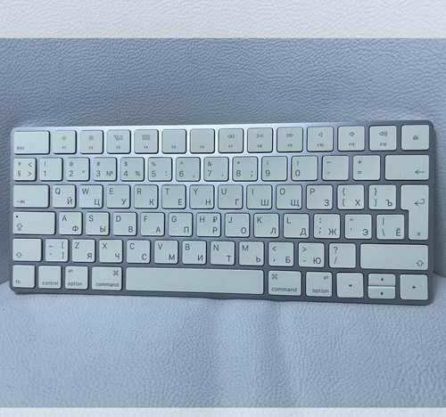 Клавиатура Apple Magic Keyboard 2 полностью рабоча