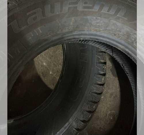 Laufenn I Fit Ice LW 71 215/70 R16C