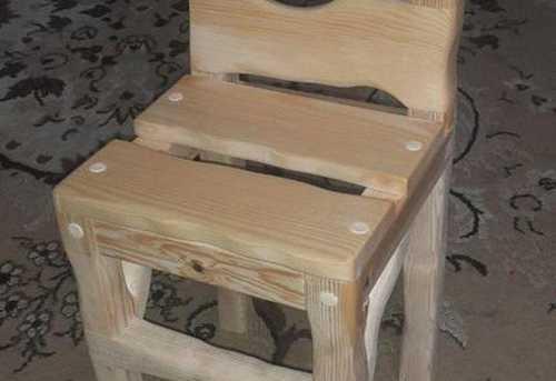 Детский деревянный стульчик