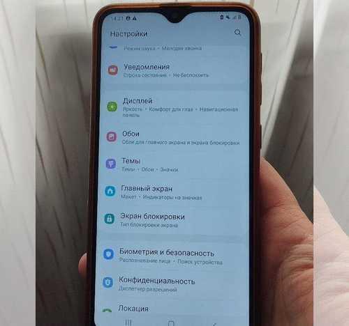 Samsung Galaxy A10, 4/32 ГБ