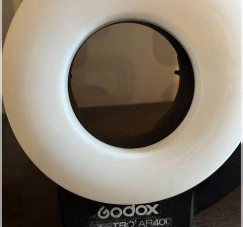 Кольцевая вспышка Godox witstro ar400