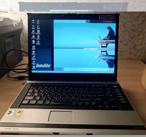 Ноутбук toshiba satellite m70-192