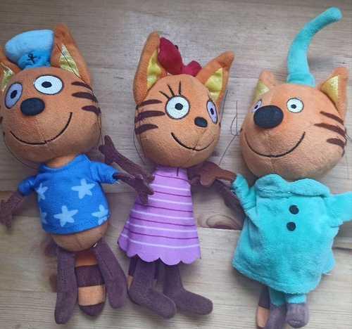 Мягкие игрушки 3 кота