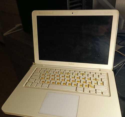 Apple MacBook mid 2010