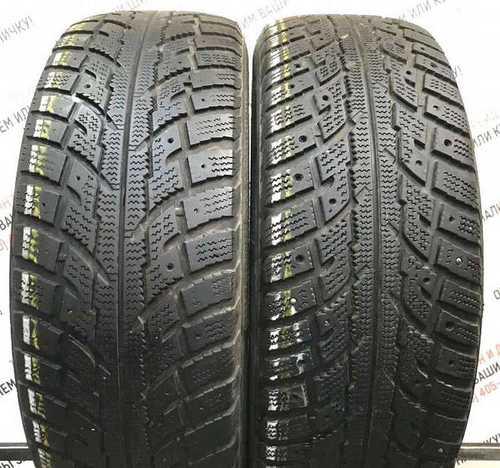 Kumho I'Zen RV Stud KC16 235/65 R17 T